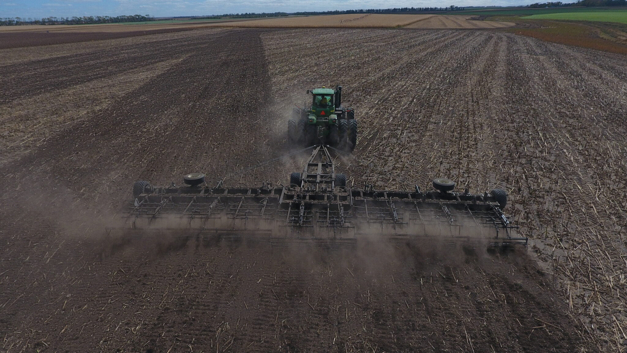 Rear Fold Double Row Coulter Harrow - Gates Manufacturing